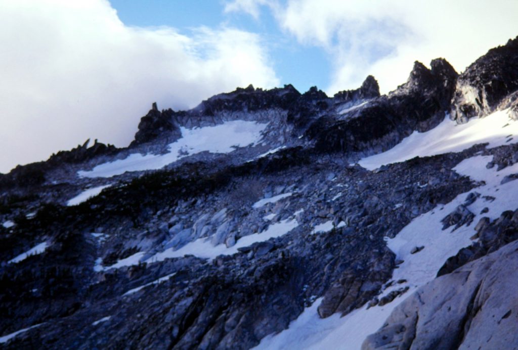 McClellan Peak via Ingalls Creek—Crystal Lake—Southwest Face (Icicle ...