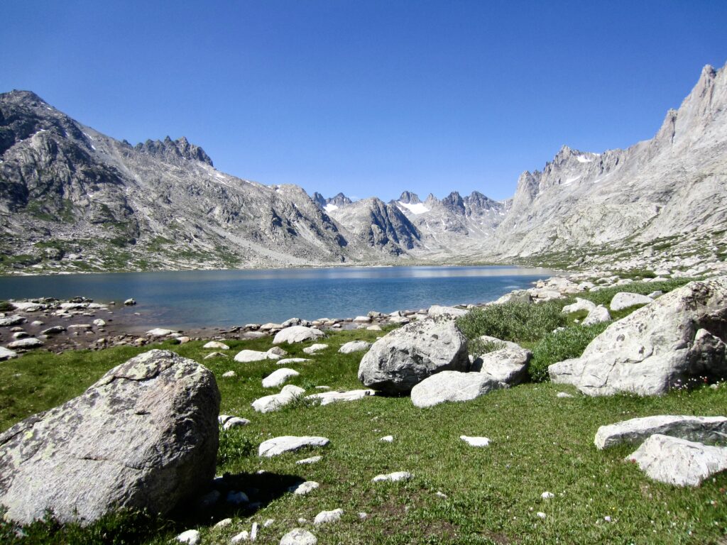 Wind River Traverse: Seneca Lake to Knapsack Col to Indian Pass to ...